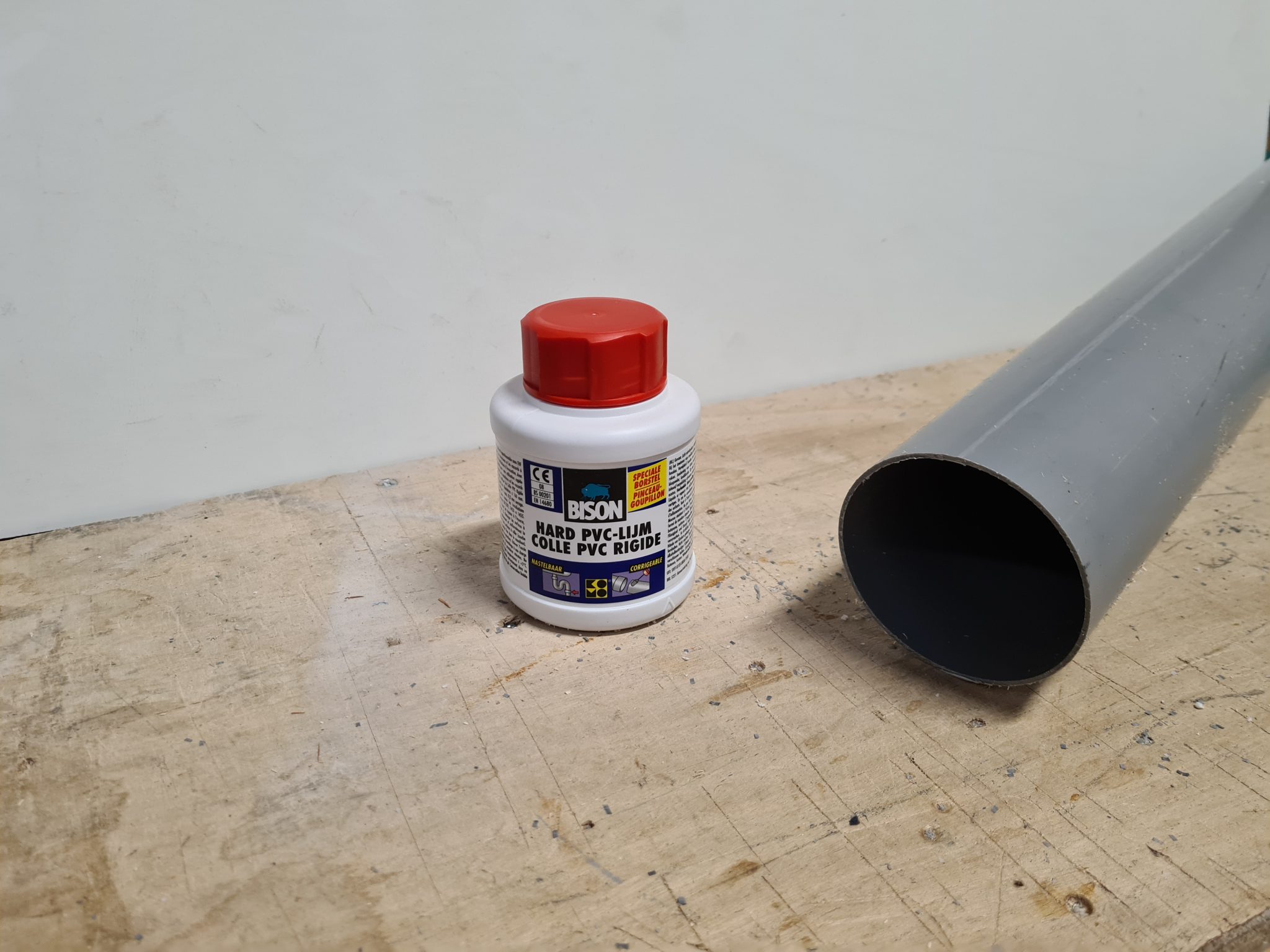 Hoe maak je de beste lijmverbinding bij een PVC buis? - Lijmwebshop.nl